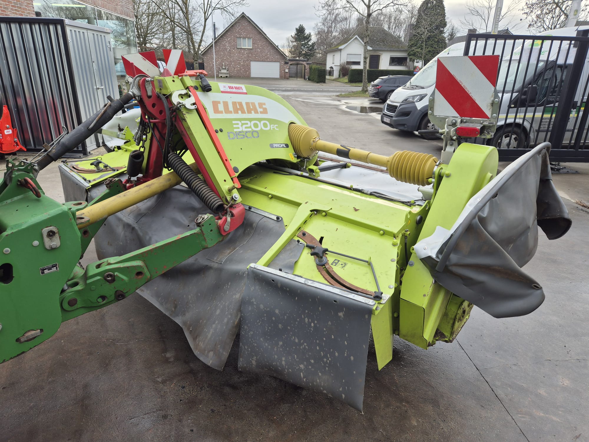 Trippelmaaier Claas Disco 9200c Contour + Disco 3200 FC Profil SOLD ...